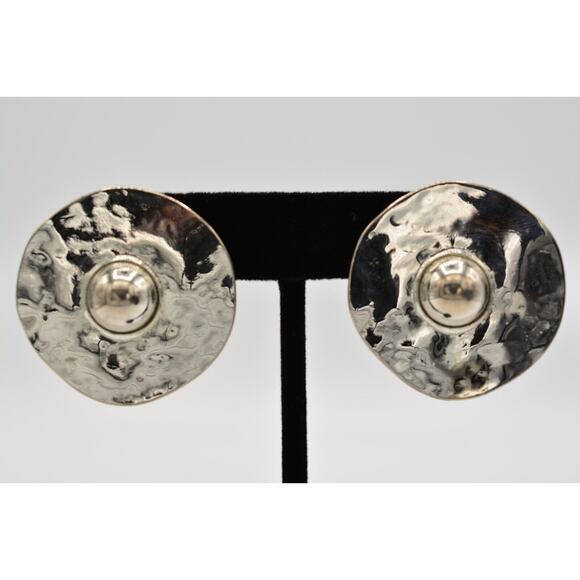 Unbranded | Jewelry | Vintage Clip Earrings Silver Tone Disc Coin ...